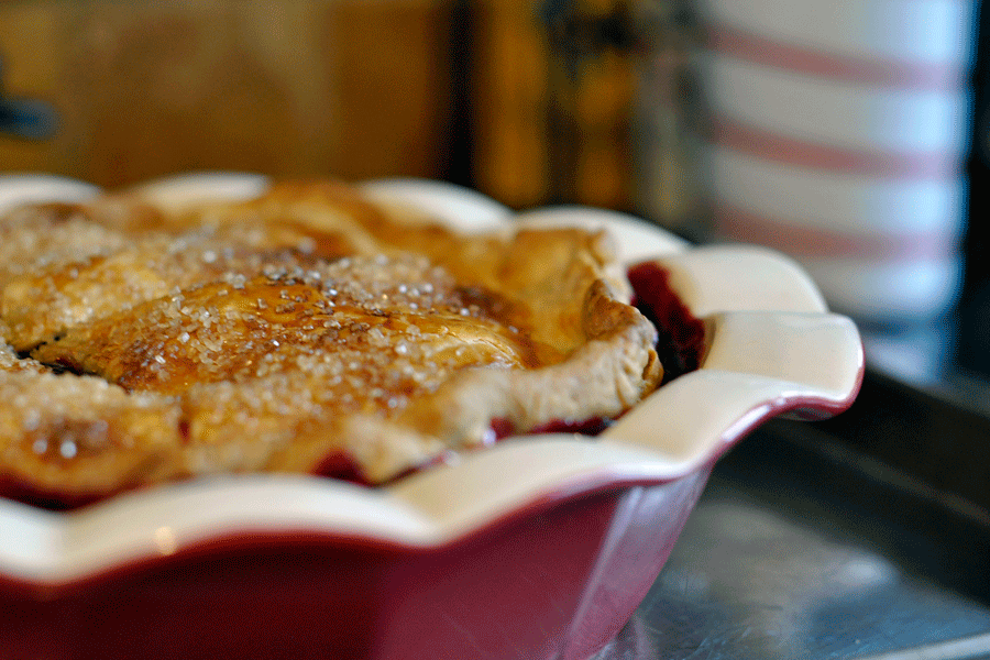 Cranberry Apple Pie - The Rocky Mountain Woman